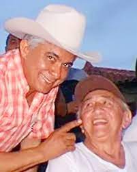 Reynaldo canta y Simón compone “Caballo Viejo” - Música Venezolana